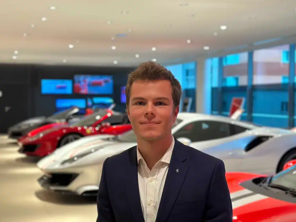 Charles Pozzi Ferrari Paris - Official Dealer Ferrari