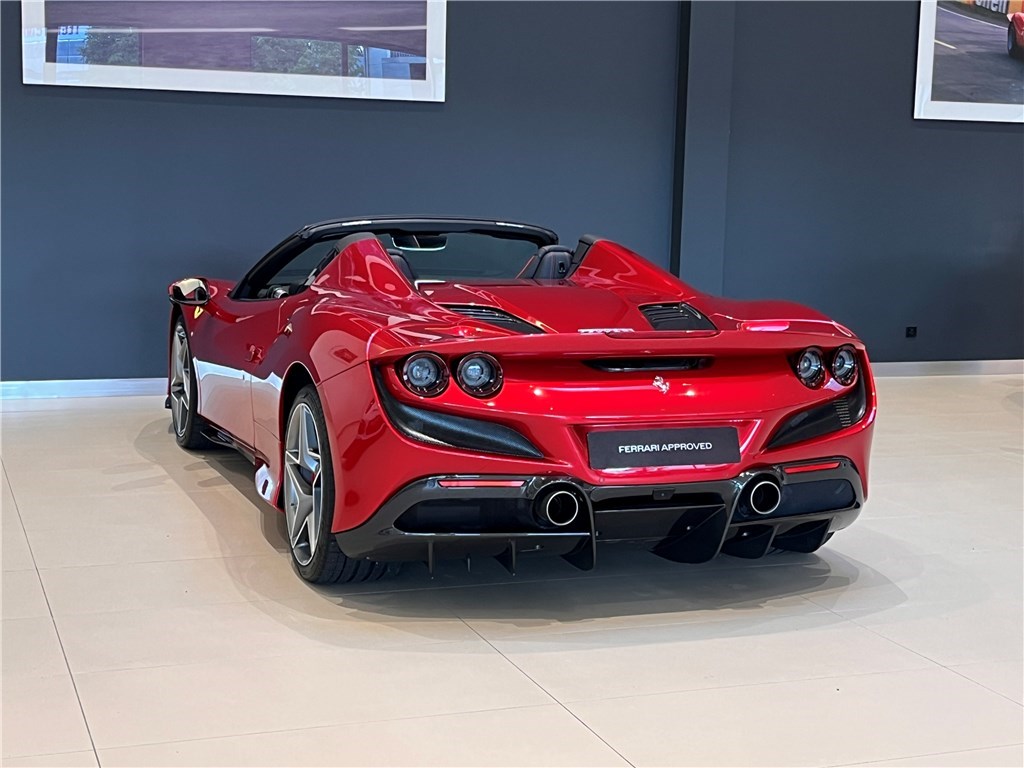 FERRARI F8 SPIDER - Charles Pozzi Le Mans - Ferrari Approved