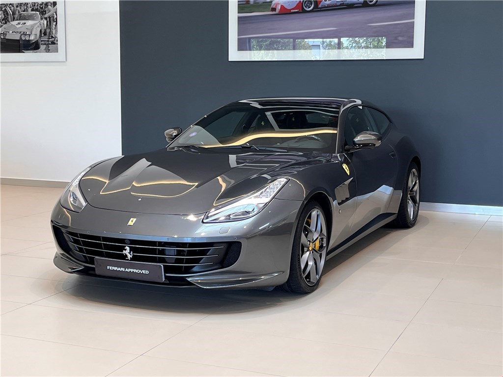 FERRARI SF90 STRADALE - Charles Pozzi