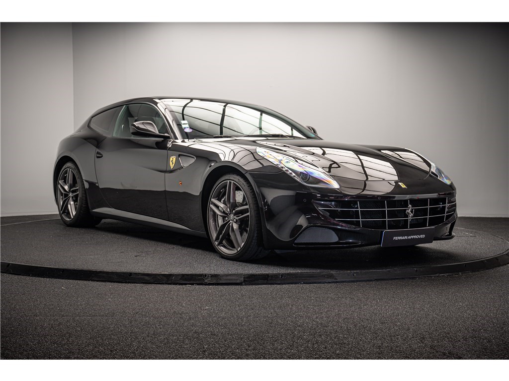 FERRARI FF - Charles Pozzi Paris - Ferrari Approved